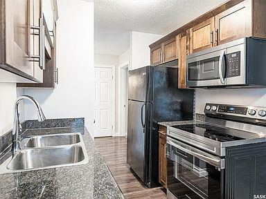 115 Acadia Dr #1, Saskatoon, SK S7H 4T8 | Zillow