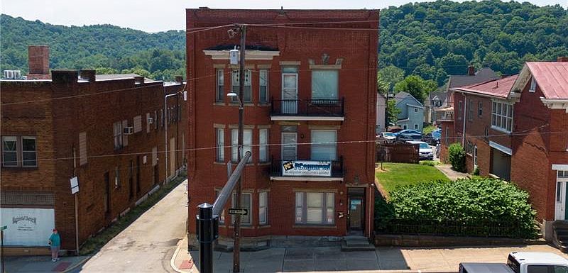 154 W High St, Waynesburg, PA 15370 | MLS #1659007 | Zillow