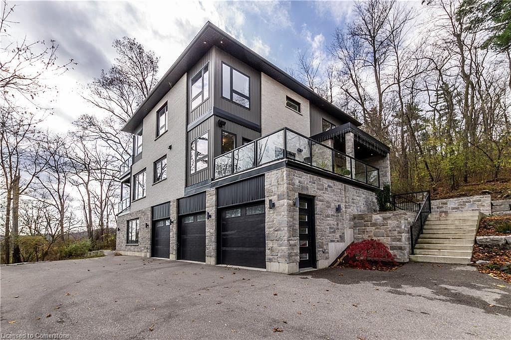 111 Grand Ridge Dr, Cambridge, ON N1S 5B3 | MLS #40670096 | Zillow