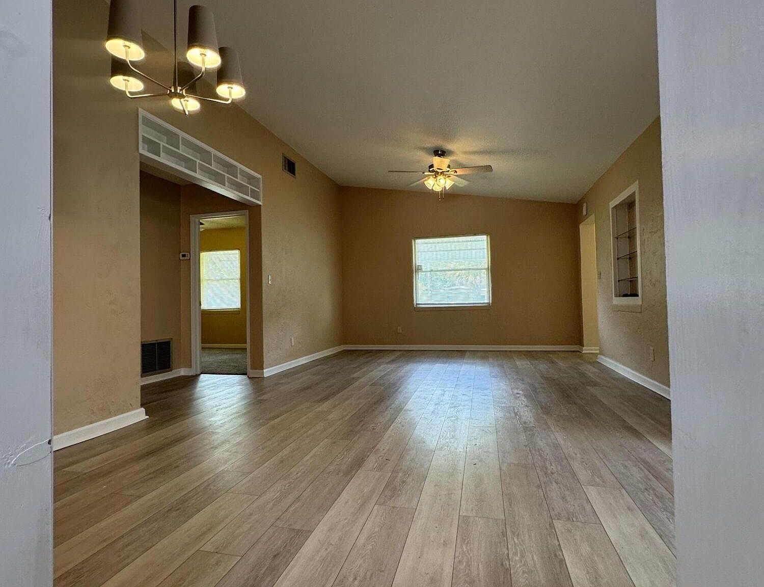 3842 RUBY Drive W, Jacksonville, FL 32246 | MLS #2038345 | Zillow