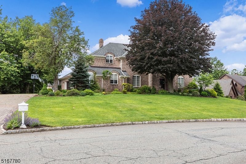 2 Laurel Ct, North Caldwell, NJ 07006 | Zillow