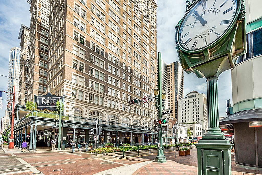 1120 Texas St APT 4B, Houston, TX 77002 | Zillow