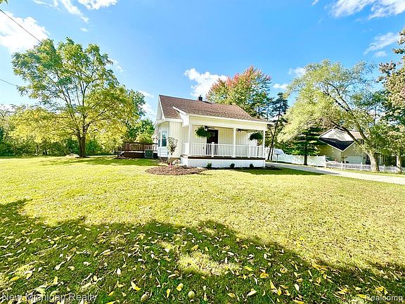 5134 Wakefield Rd, Grand Blanc, MI 48439 | MLS #20230081338 | Zillow