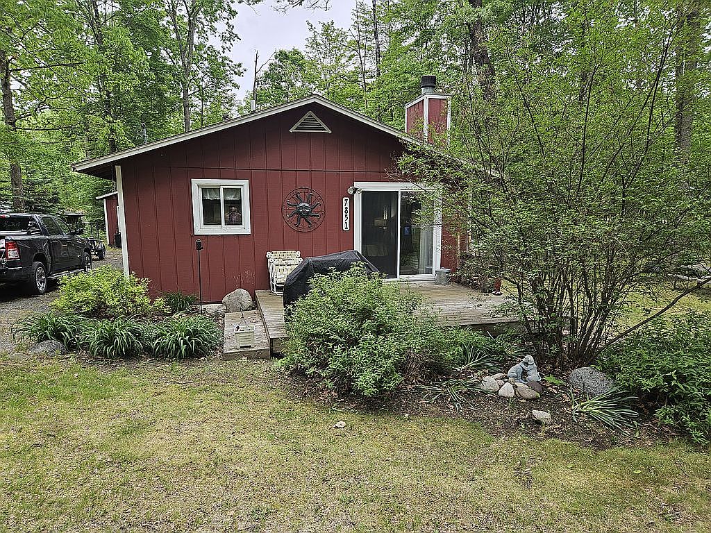 7851 E Chickasaw Trl, Branch, MI 49402 | Zillow