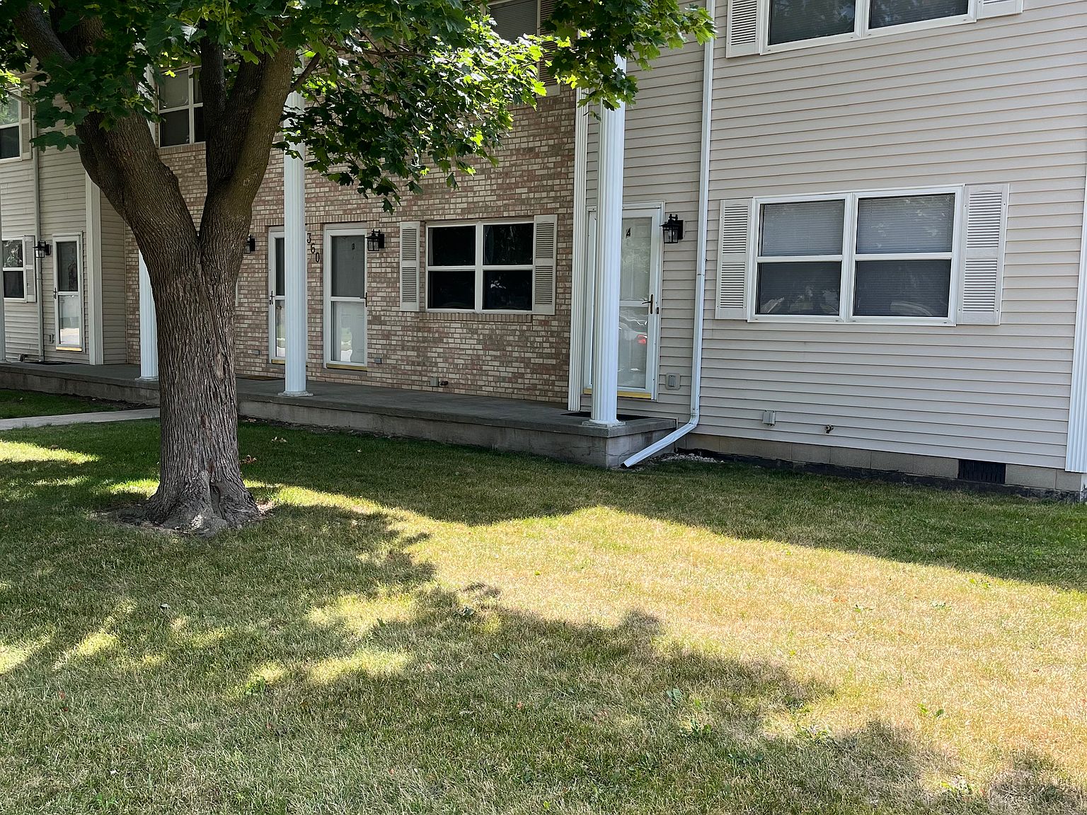 360 W John Casey Ct #4, Bourbonnais, IL 60914 | Zillow