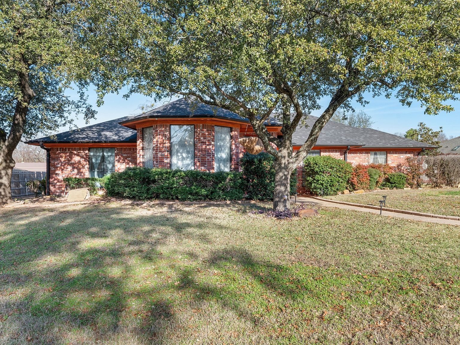 2111 Joni Cir, Sherman, TX 75092 | MLS #20808747 | Zillow