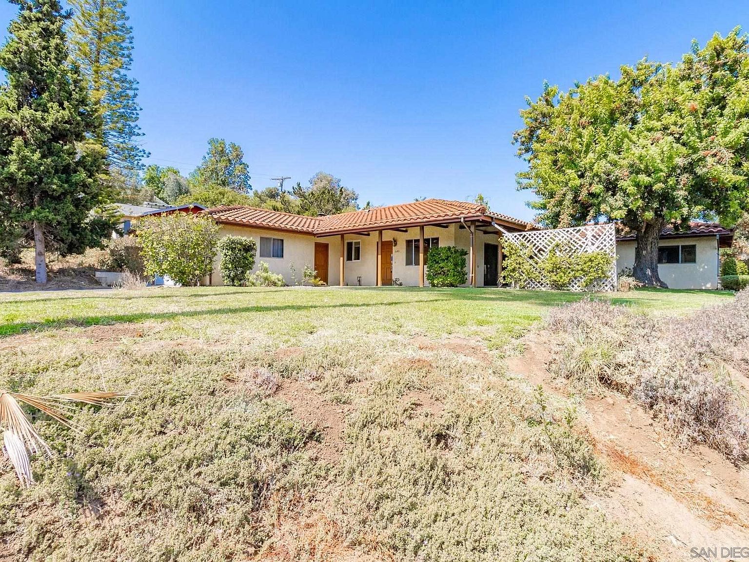 1649 Foothill Dr, Vista, CA 92084 | Zillow