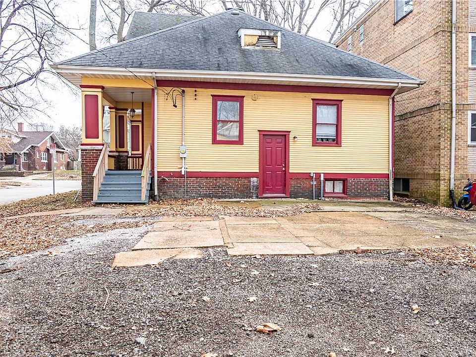 1044 W Main St, Decatur, IL 62522 | Zillow