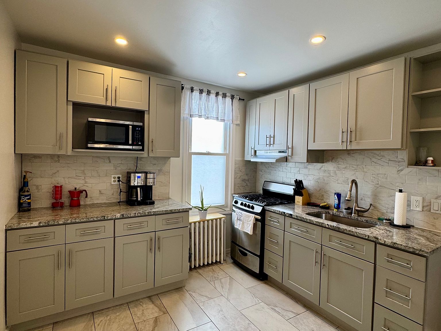 66-49 79th St #2, Middle Village, NY 11379 | Zillow