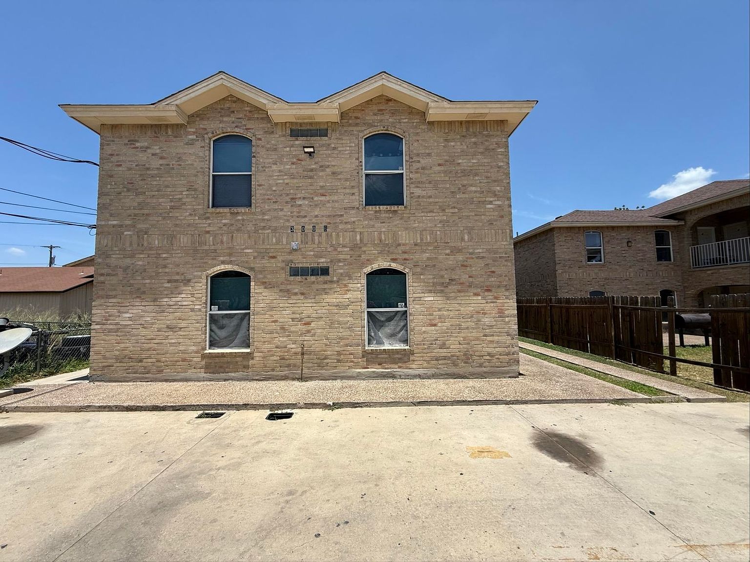 3006 E Stewart St, Laredo, TX 78043 | Zillow