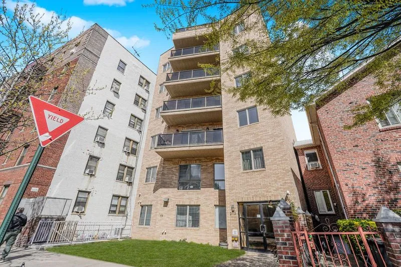2113 Kings Highway #2B in Midwood, Brooklyn | StreetEasy