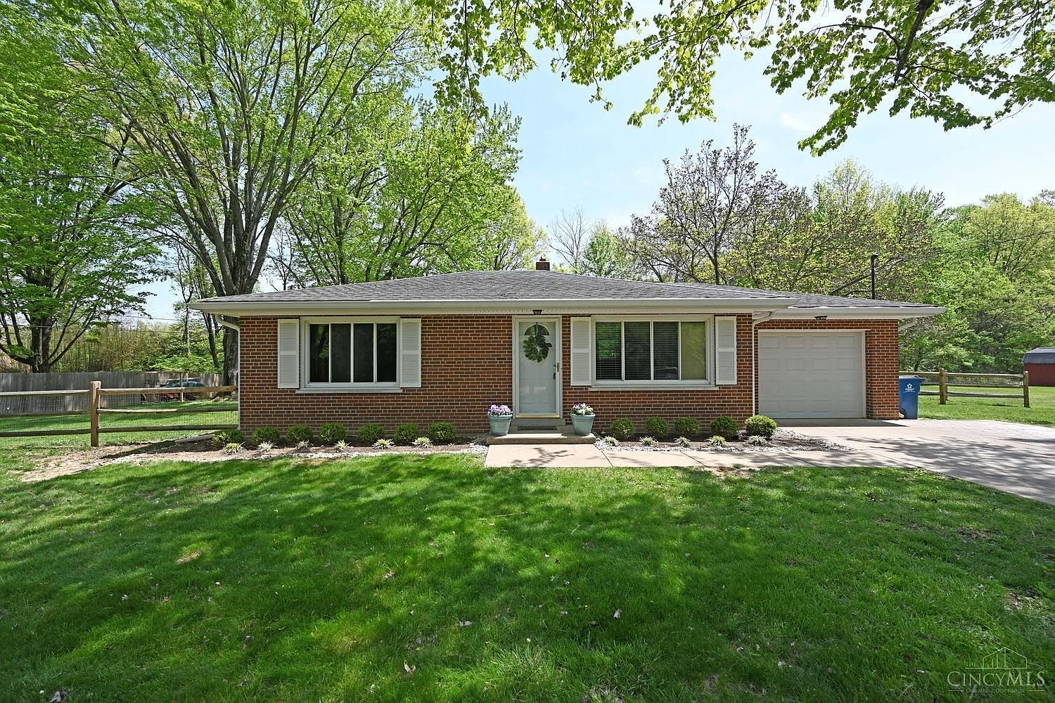 382 Amelia Olive Branch Rd, Amelia, OH 45102 | Zillow