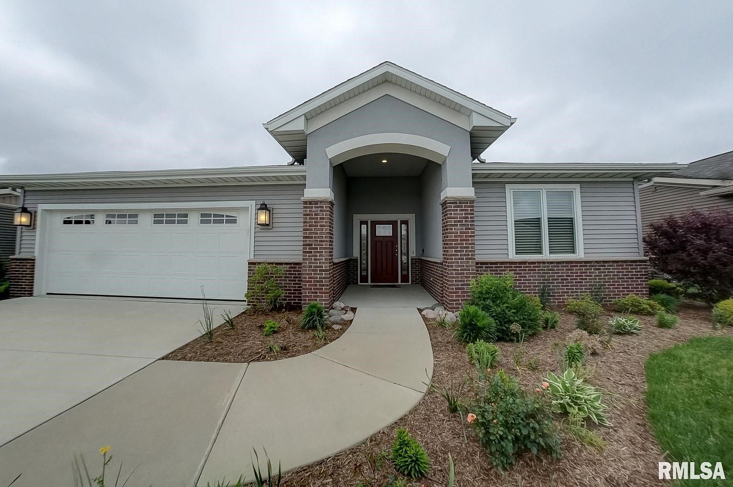 3953 Waterstone Way, Springfield, IL 62711 | Zillow