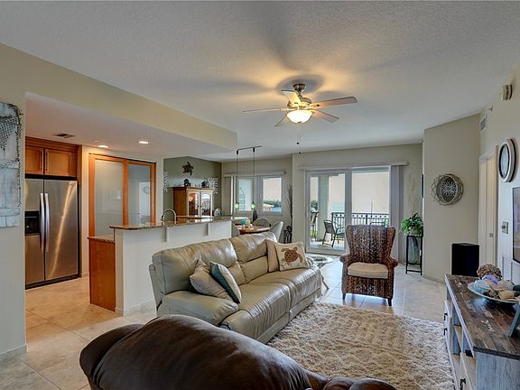 1623 Indian River Dr UNIT 303, Sebastian, FL 32958 | MLS #271993 | Zillow