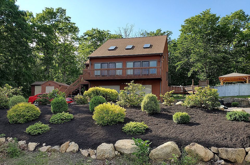 121 W Shore Dr, Exeter, RI 02822 | Zillow