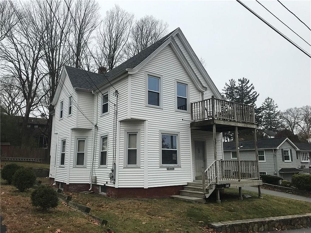 1 Dean St, Cranston, RI 02920 | Zillow