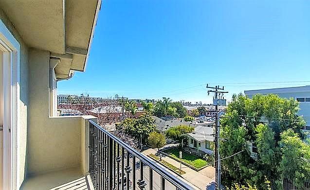 2308 Schader Dr Unit 309, Santa Monica, CA 90404 | Zillow