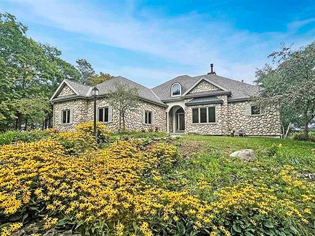 11592 Lakeview Rd, Ellison Bay, WI 54210 | MLS #50277273 | Zillow