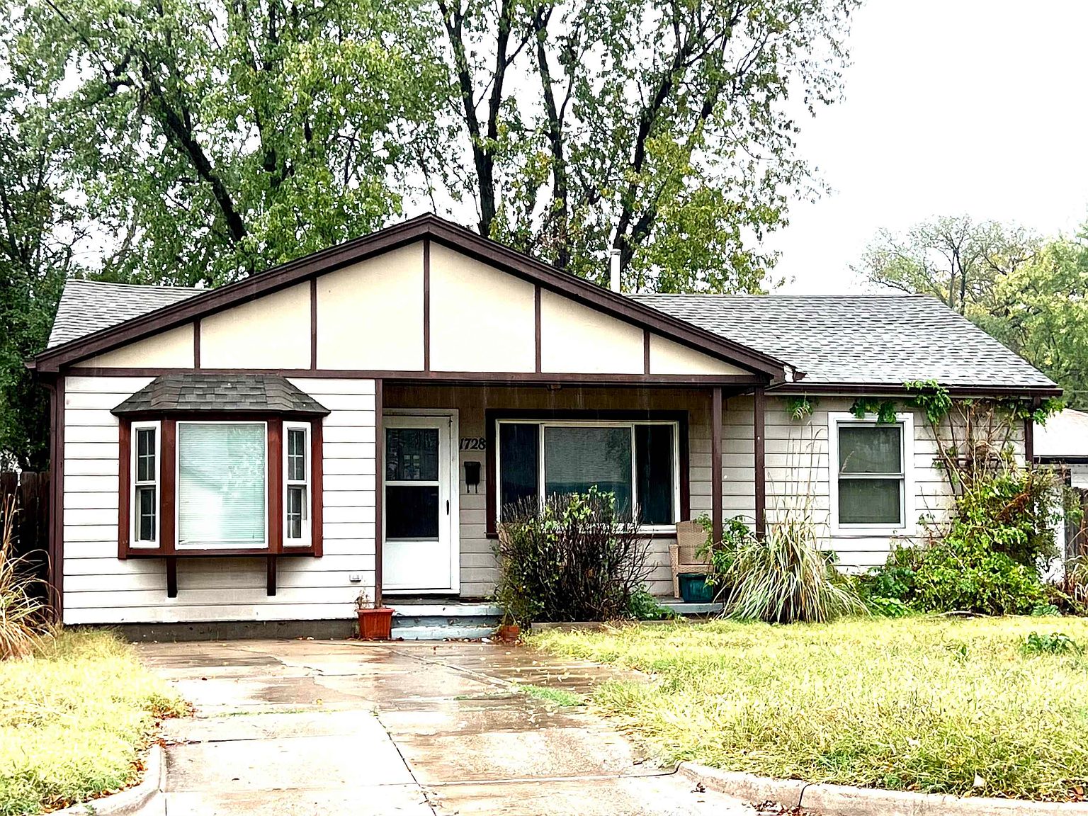 1728 S Exchange Pl, Wichita, KS 67213 | Zillow