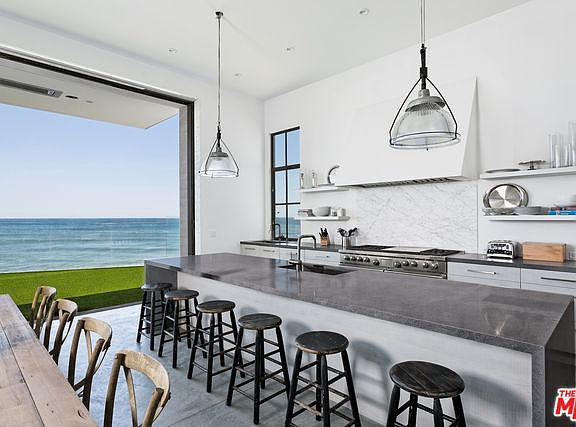 23956 Malibu Rd, Malibu, CA 90265 | Zillow