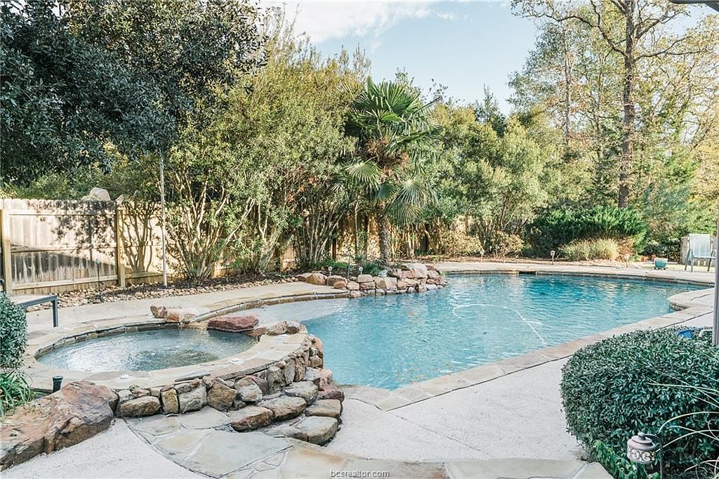 5309 Quaker Ridge Ct, College Station, TX 77845 | Zillow