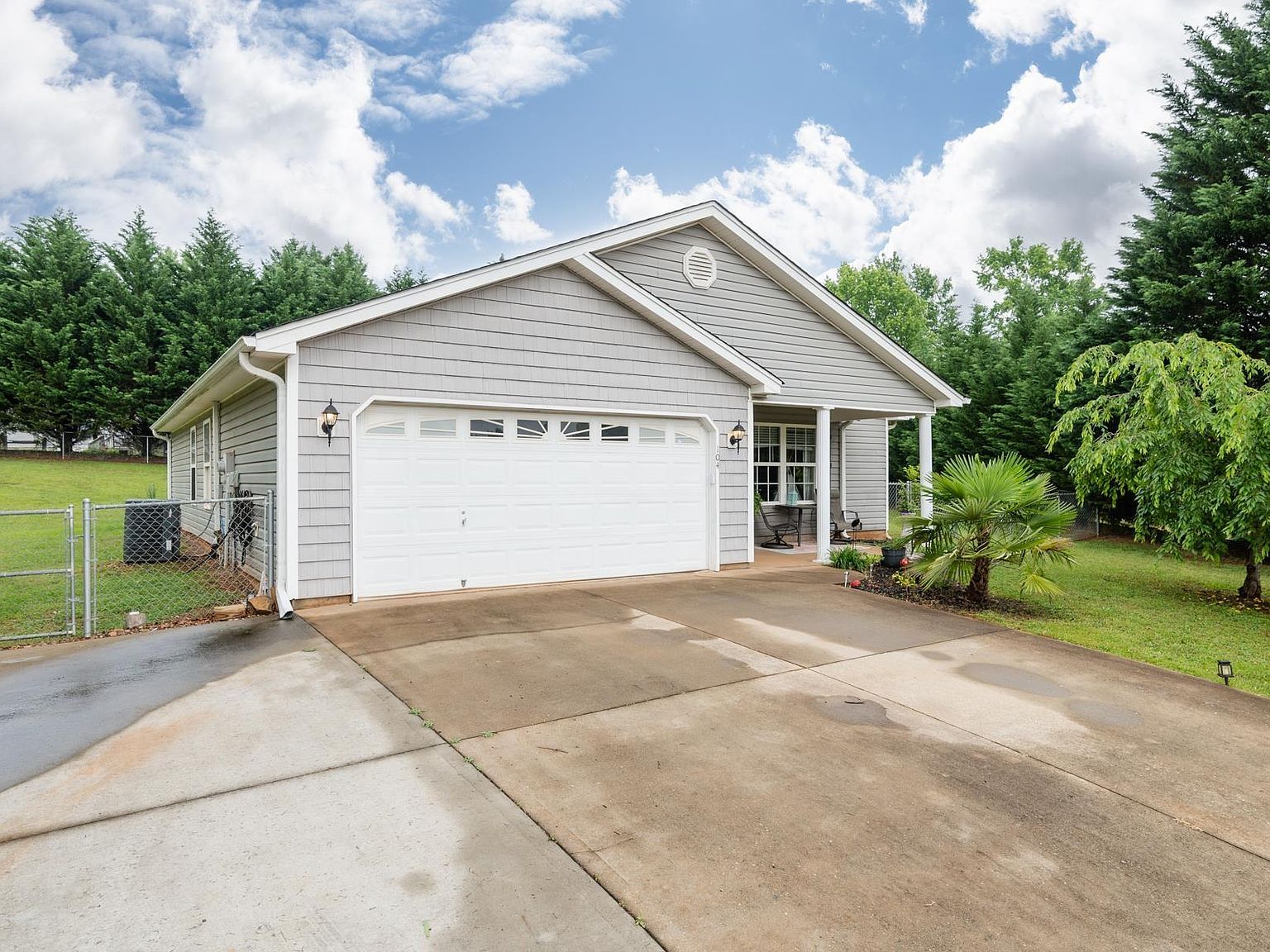 104 Kingston Ct, Greer, SC 29651 | MLS #1527012 | Zillow