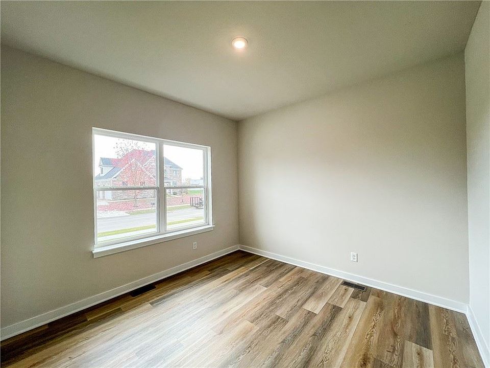 134 Hidden Springs Dr, Renfrew, PA 16053 | Zillow