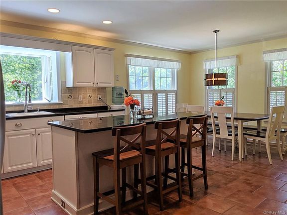 25 Kleine Kill Dr, New Paltz, NY 12561 | Zillow