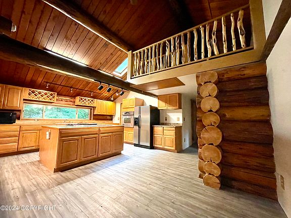 3117 Monashka Bay Rd, Kodiak, AK 99615 | MLS #24-8147 | Zillow