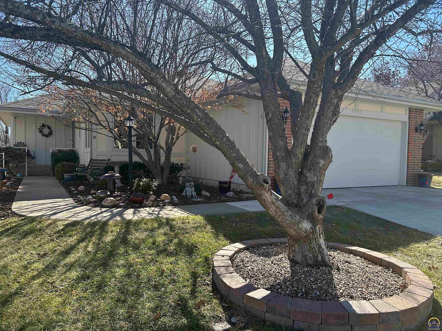 6443 SW Castle Ln, Topeka, KS 66614 | Zillow