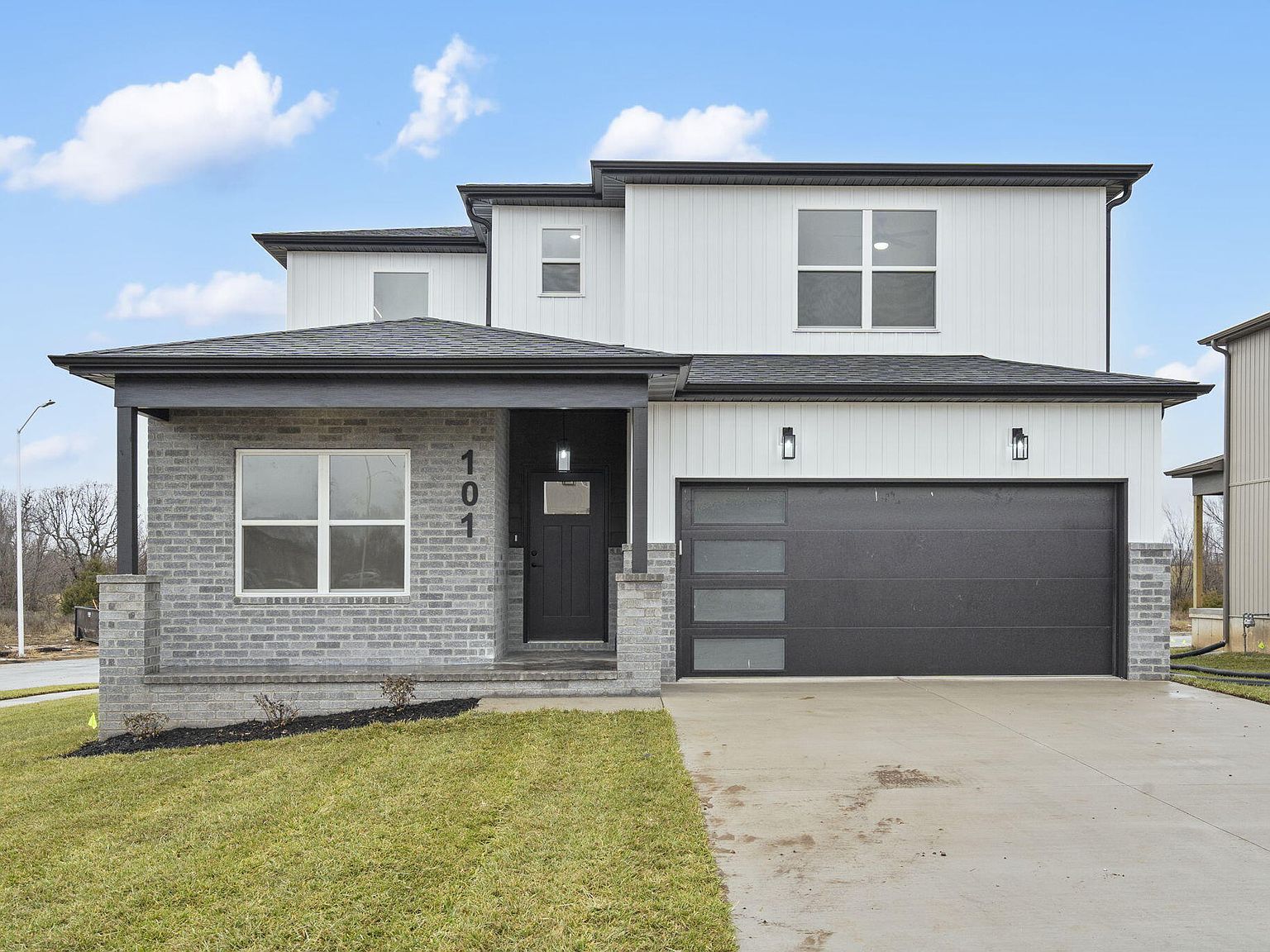 106 E Acacia Circle, Clever, MO 65631 | MLS #60295855 | Zillow