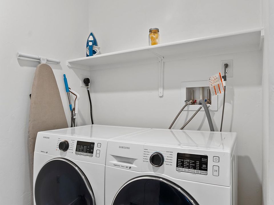 The Flash - 902 S 6th Ave Tucson AZ | Zillow