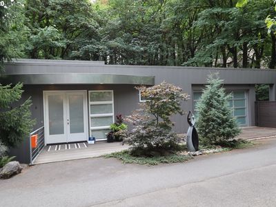 3246 SW Cascade Ter, Portland, OR 97205 | Zillow