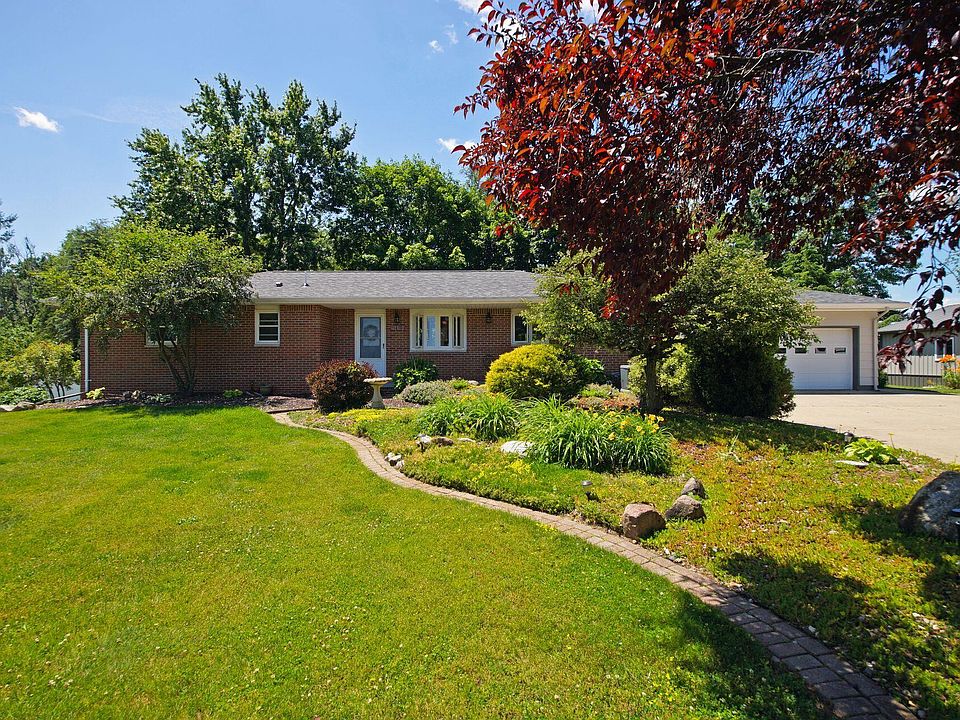 1439 3rd St, Adrian, MI 49221 | MLS #24037650 | Zillow