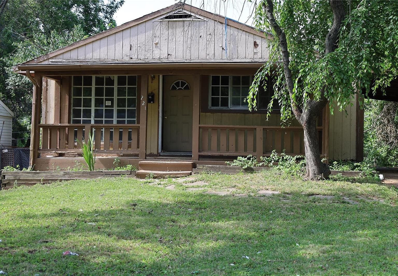 221 Roderick Dr, Saint Louis, MO 63137 | MLS #23042647 | Zillow