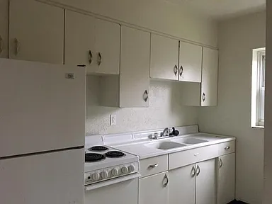 301 Stambaugh Ave Sharon PA | Zillow