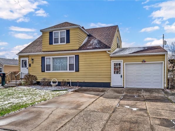 Tonawanda NY Single Family Homes For Sale - 12 Homes | Zillow