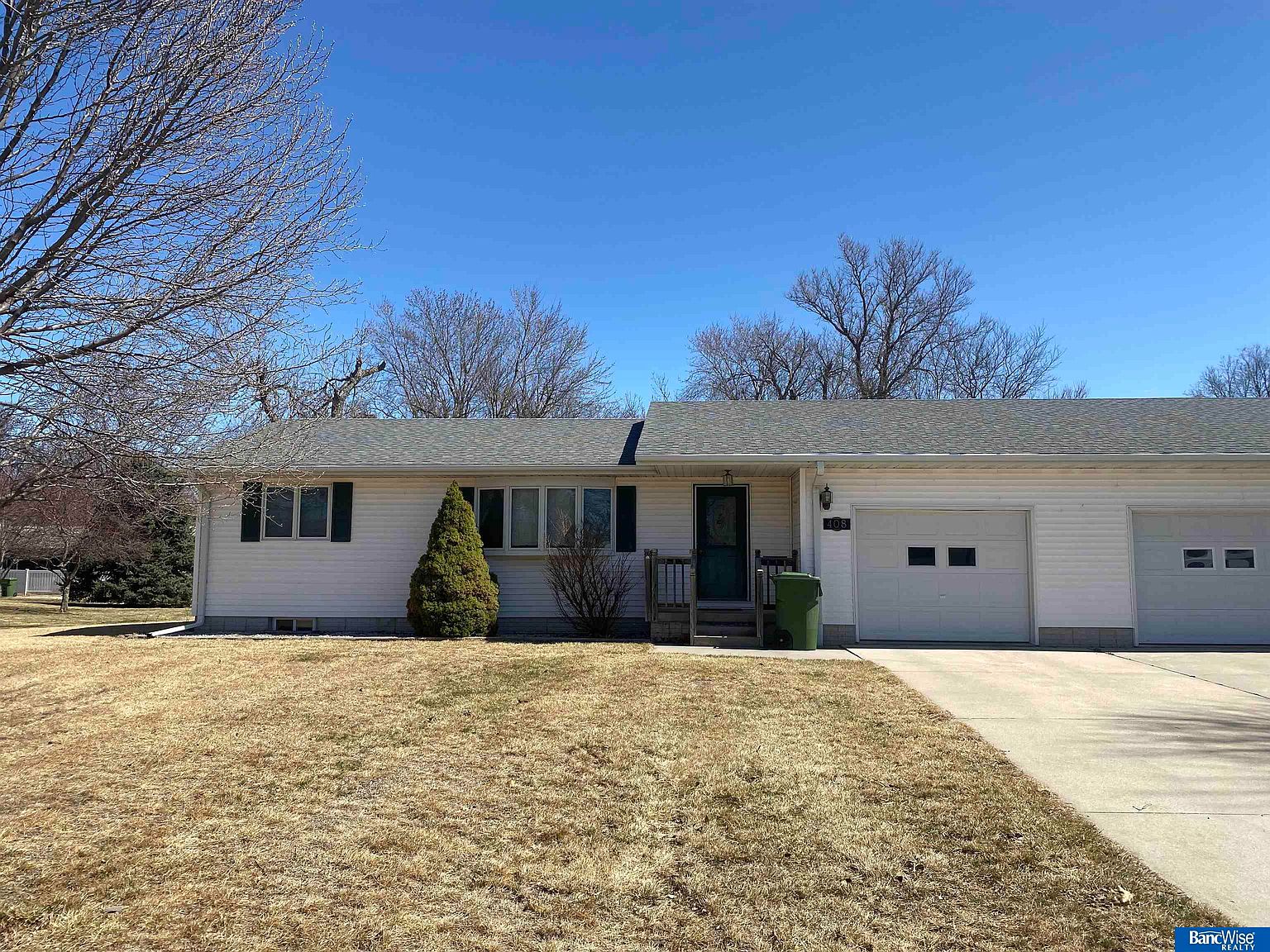 408 S Pear St, Shickley, NE 68436 | Zillow