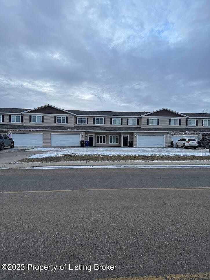 1217 15th St W, Dickinson, ND 58601 | MLS #23-1248 | Zillow