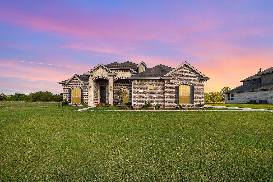 380 Crystal Lake Ln, Red Oak, TX 75154 | Zillow