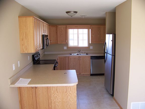 518 Stone Pointe Dr, Manhattan, KS 66503 | Zillow