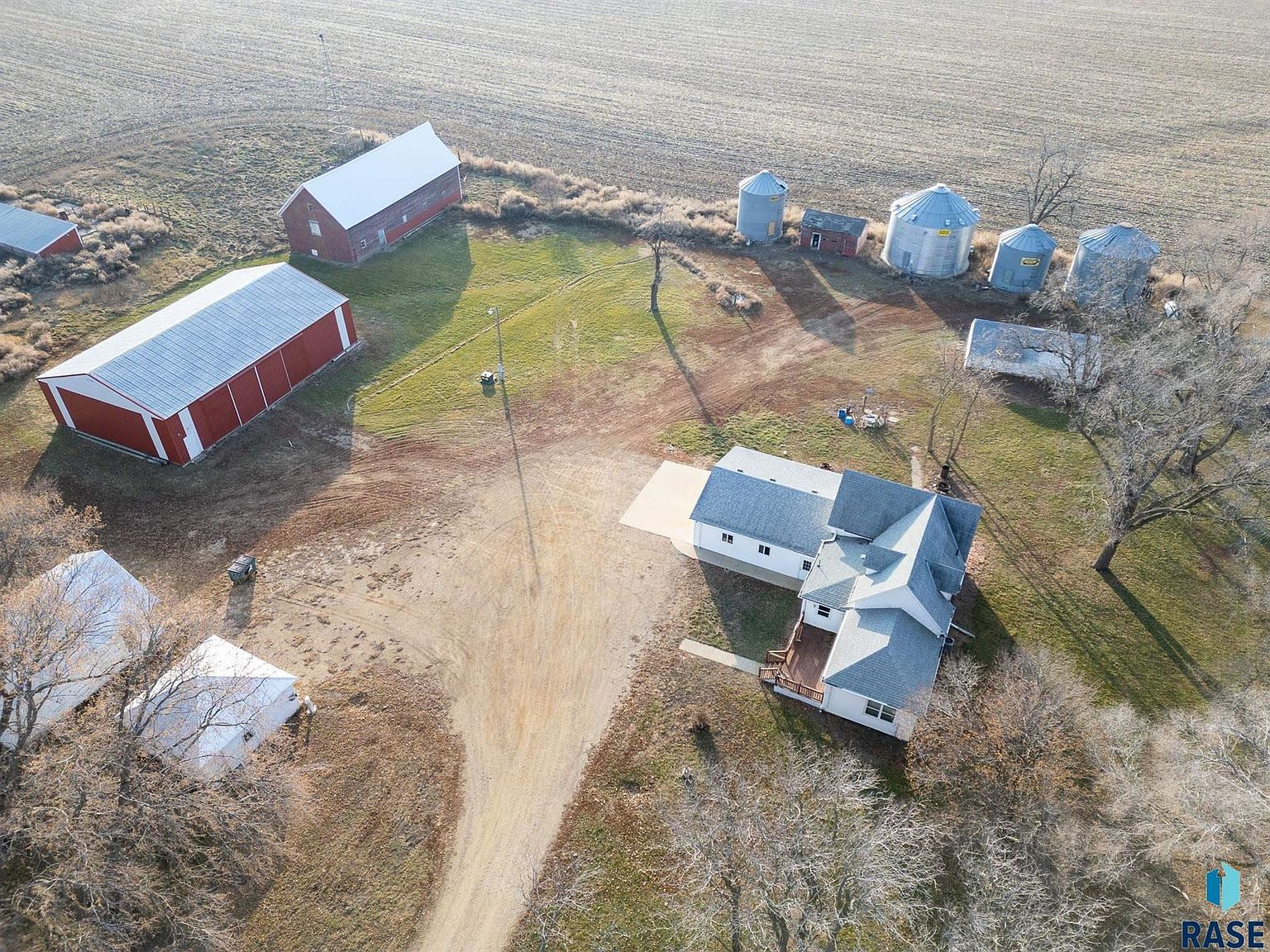47073 307th St, Beresford, SD 57004 | Zillow