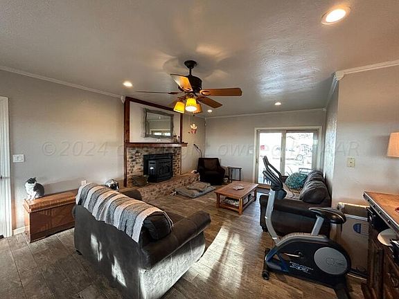 1701 W Loop 143, Perryton, TX 79070 | MLS #24-957 | Zillow