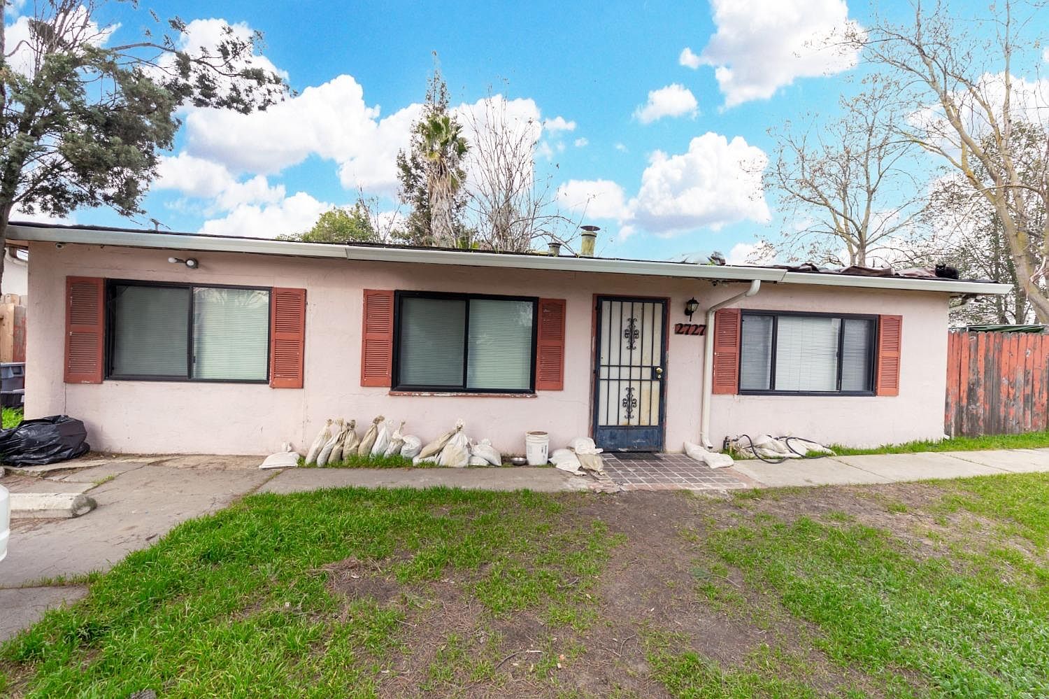 2727 E Harding Way, Stockton, CA 95205 | Zillow