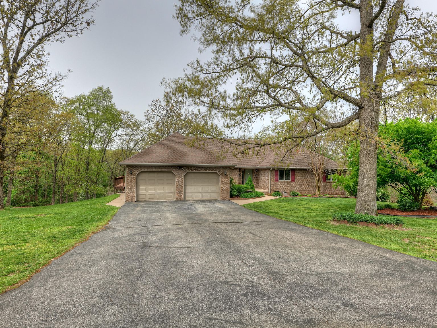 4025 Deer Ridge Street, Neosho, MO 64850 | Zillow