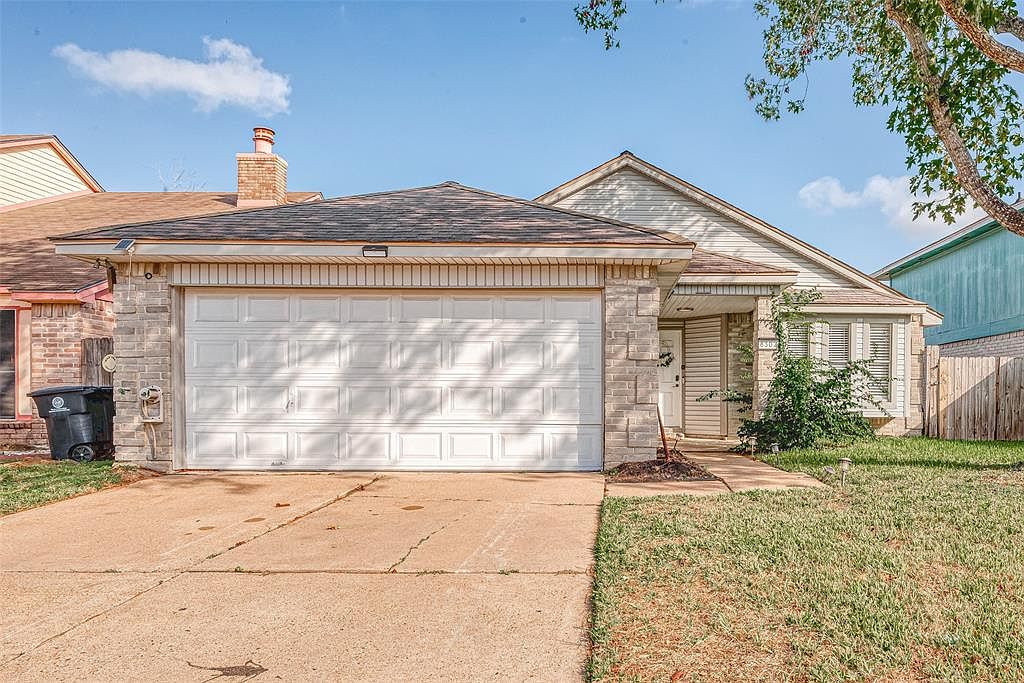 8302 Sandy Glen Ln, Houston, TX 77071 | MLS #32102111 | Zillow