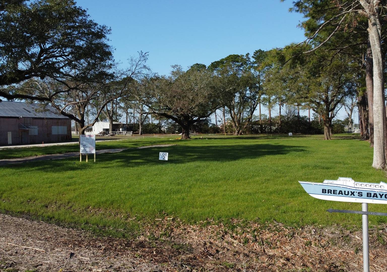 Corner Of Danielle Road And Bayou To Byu, New Iberia, LA 70563 | Zillow