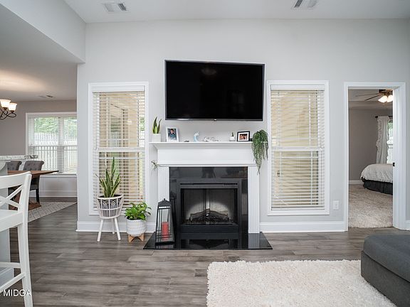 127 Hawks Ridge Trce, Byron, GA 31008 | Zillow