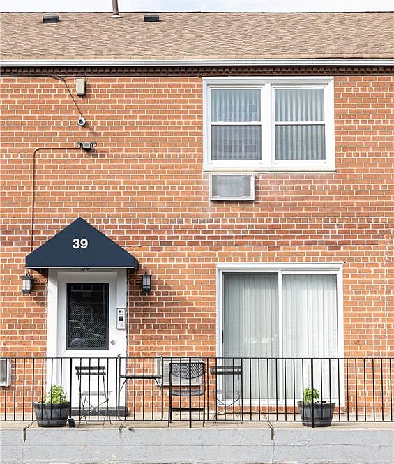 39 Vera St APT D, Staten Island, NY 10305 | Zillow