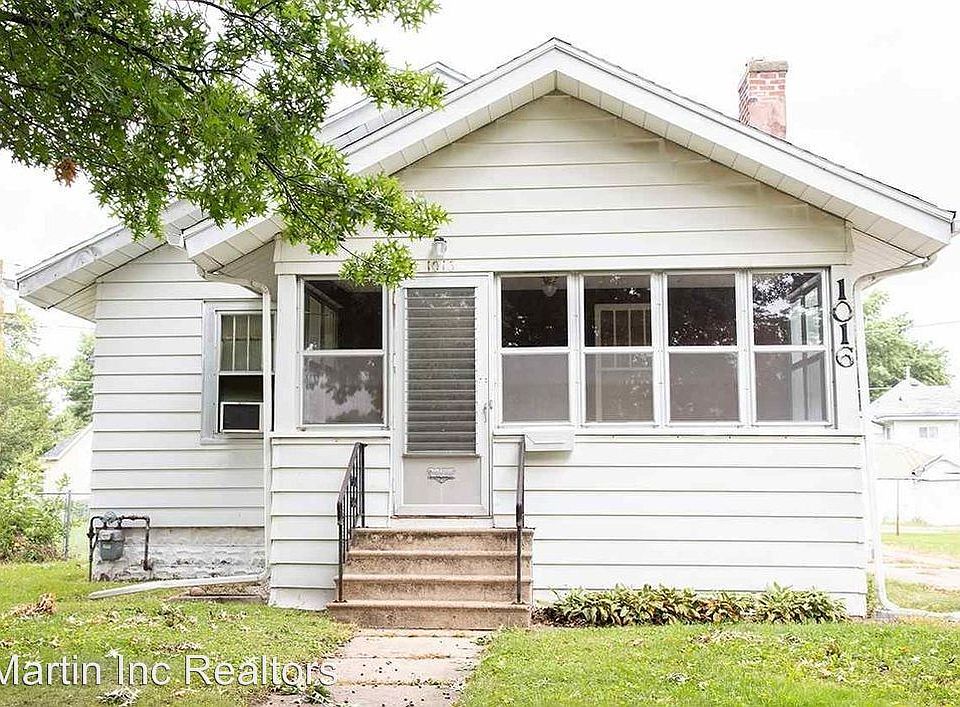 1016 W 7th St, Waterloo, IA 50702 | Zillow